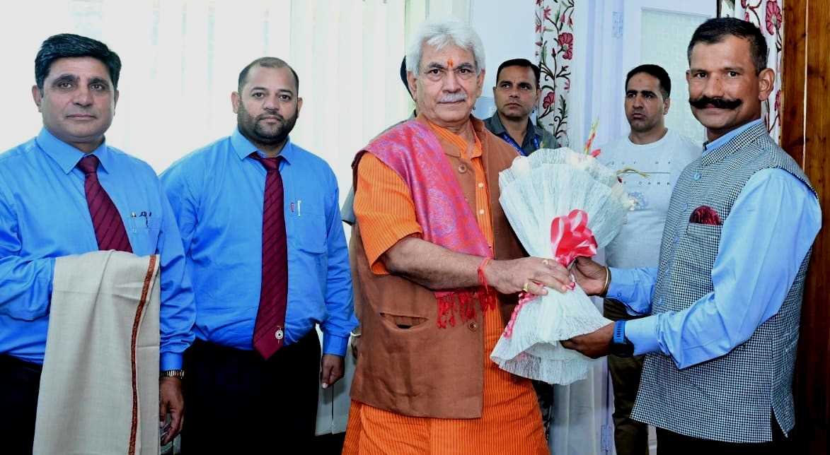 Lt Governor attends flag-in ceremony of JIM&WS Pahalgam’s Mountain ...