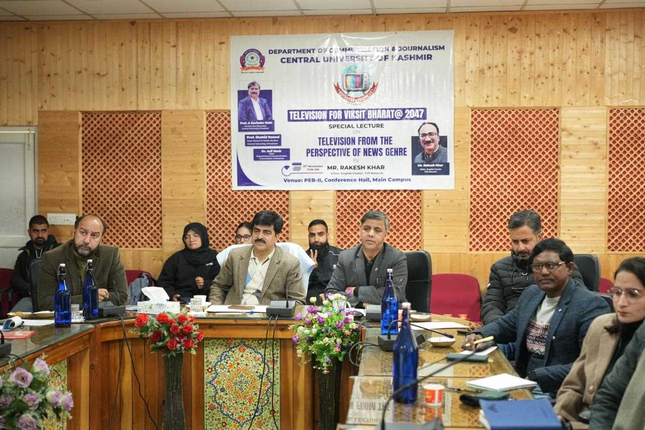World Television Day: CUKashmir’s DCJ holds special lecture